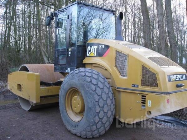 Caterpillar CS76
