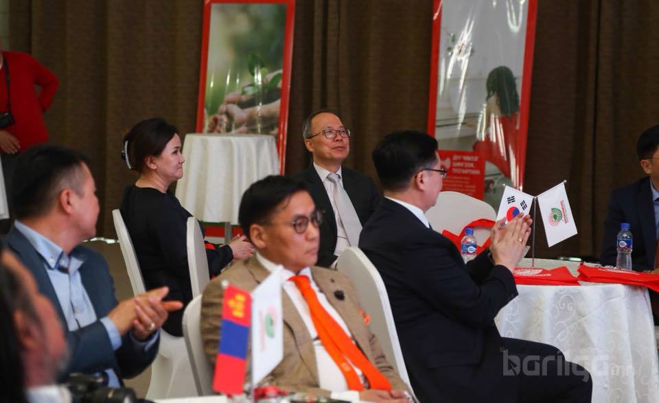 “Монгол Базальт” Монголын хөрөнгийн бирж дээр Ipo хийж нээлттэй хувьцаат компани боллоо