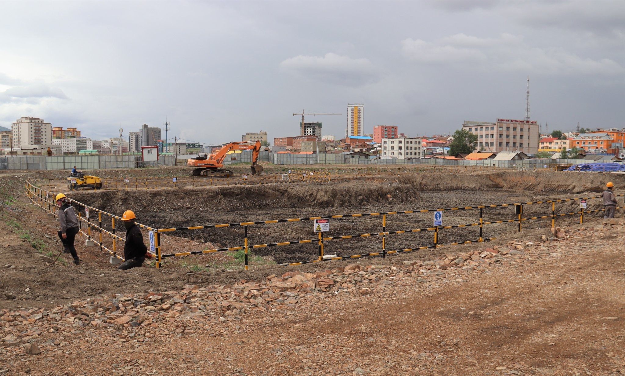 Ногоон нуур 1008 айлын орон сууц төслийн барилгын ажил эхэллээ